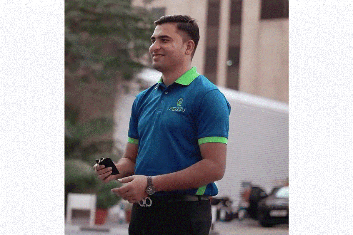 Driver Uniforms in Dubai & Abu Dhabi | Golden Arch Tailoring