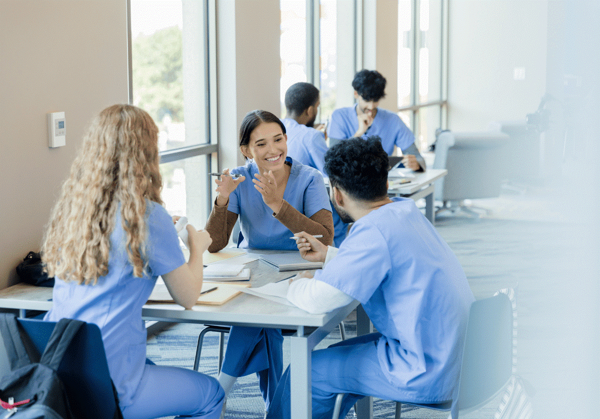 Guide to Wearing Medical Scrubs Fashionably | Goldenarch